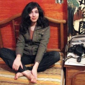 5, 10, 50 Aliaa Magda Elmahdy. Decine di israeliane posano seminude in ...